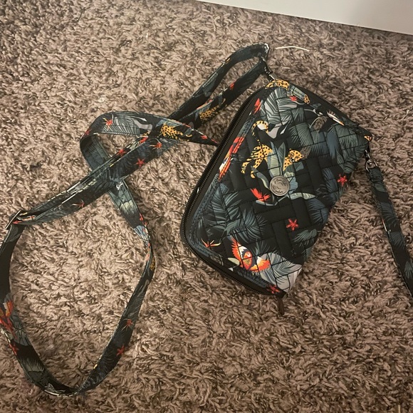 lug | Bags | Nwot Lug Wildlife Black Quickstep | Poshmark